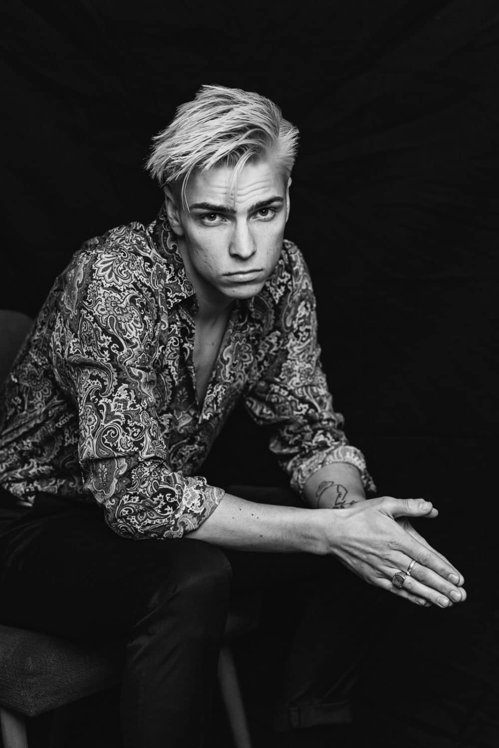Portrait photographer & Headshots in Berlin, Barcelona, & Mallorca